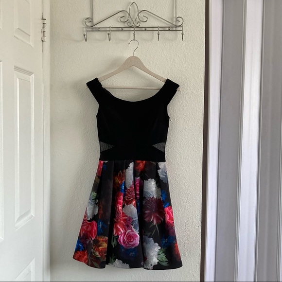 Xscape | Dresses | Xscape Floral Party Dress | Poshmark
